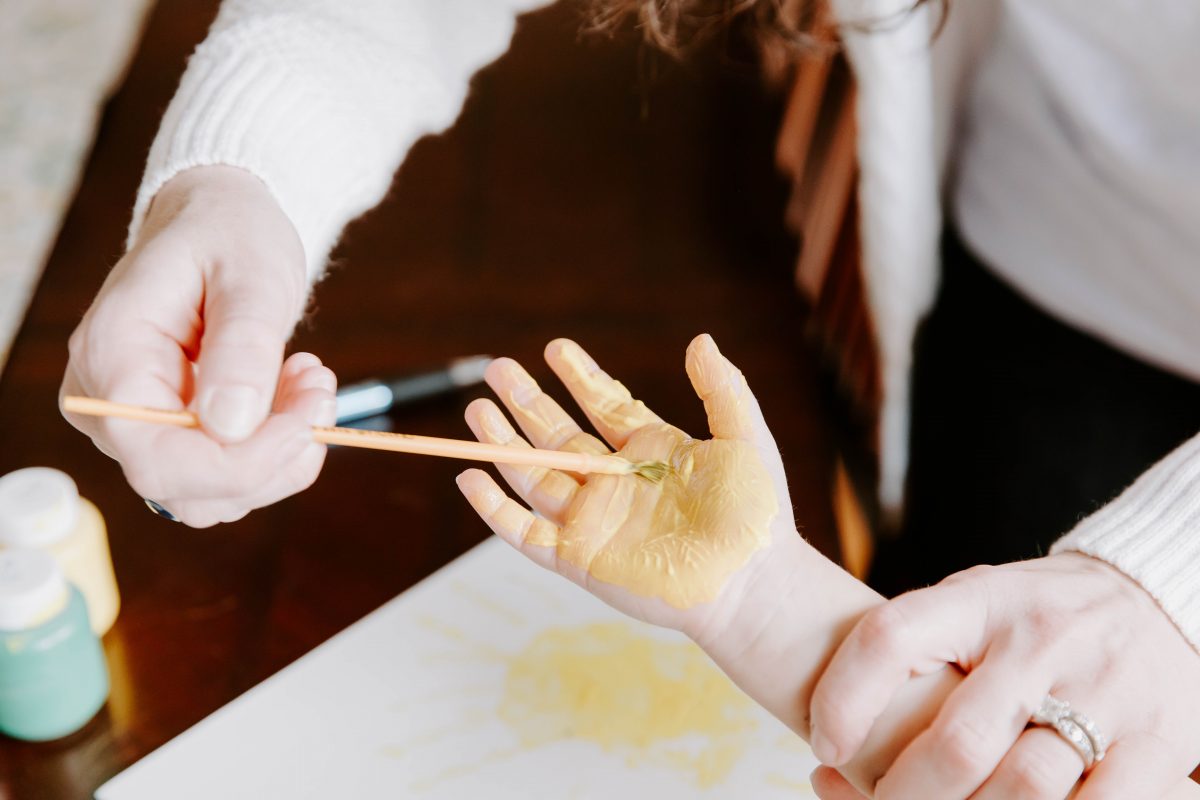 Handprint Flower Craft and Tutorial