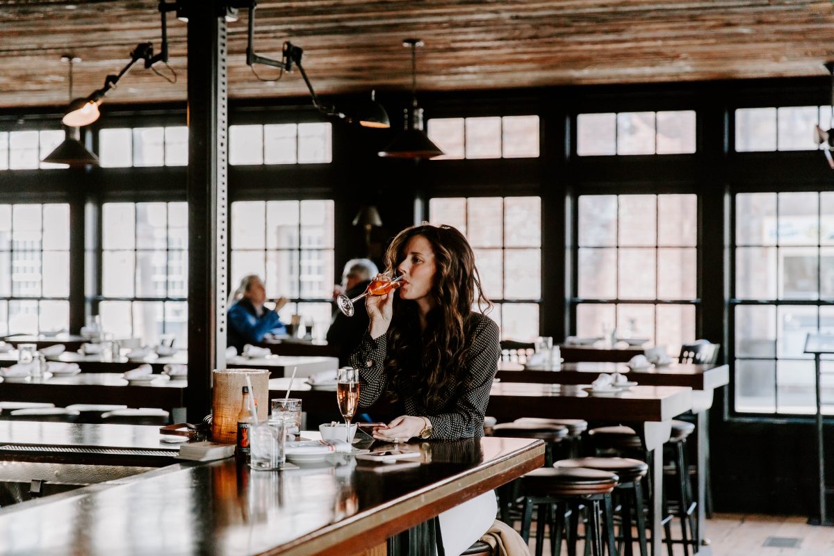 Travel // Midtown Oyster Bar in Newport, RI